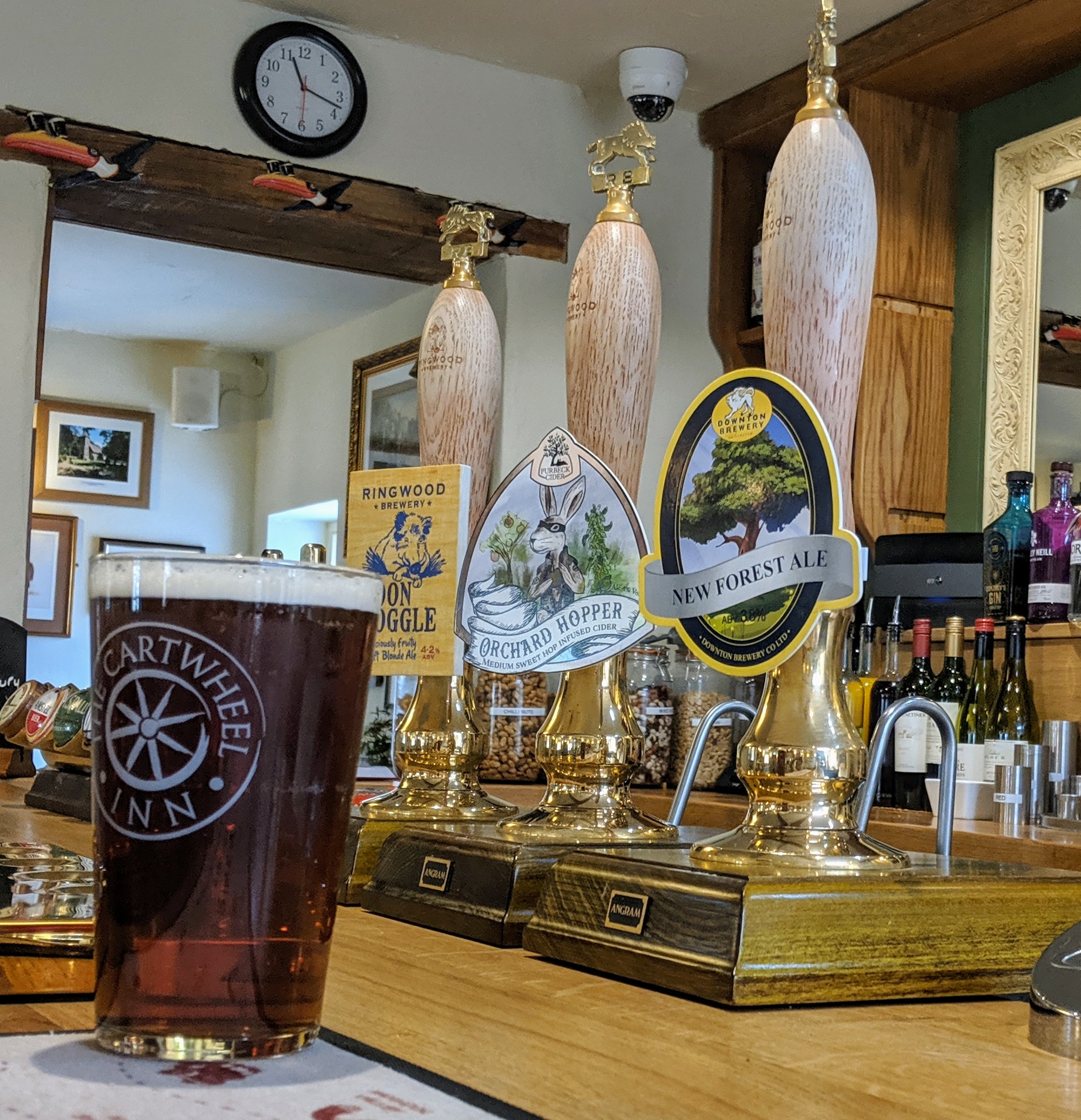 Great Food & Drink in the New Forest - The Cartwheel Inn